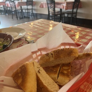 LA ROSA’S PIZZA - Updated November 2024 - 60 Photos & 84 Reviews - 335 ...