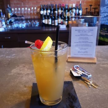 BRICK’S - Updated October 2024 - 347 Photos & 657 Reviews - 482 Main St ...