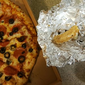 G W PIZZA - 21 Photos & 53 Reviews - 886 Missouri Ave, St. Robert ...