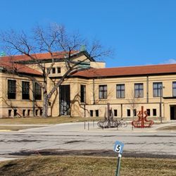OWATONNA PUBLIC LIBRARY - 105 N Elm Ave, Owatonna, Minnesota ...