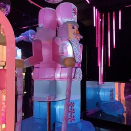 SWEET TOOTH HOTEL - Updated August 2025 - 164 Photos & 48 Reviews - 1511 Elm St, Dallas, Texas ...