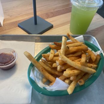 YUMBII @ MIDTOWN - Updated January 2026 - 64 Photos & 30 Reviews - 931 ...