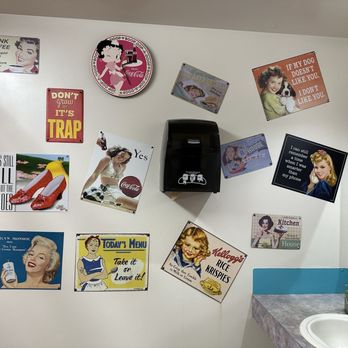 JIMMY’S DOWN THE STREET - Updated July 2024 - 421 Photos & 556 Reviews ...