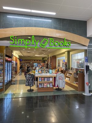 SIMPLY BOOKS - Updated January 2026 - 40 Photos & 15 Reviews - 6000 N ...