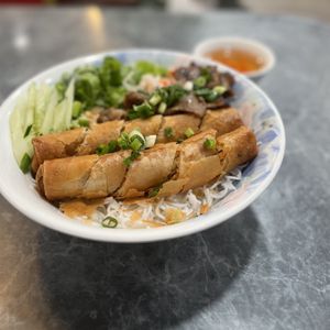 KAYAK CAFE - 10 Photos - 1910 Ala Moana Blvd, Honolulu, Hawaii ...