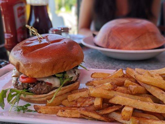 THE BLACK DOG PUB - Updated December 2025 - 65 Photos & 80 Reviews - 87 ...