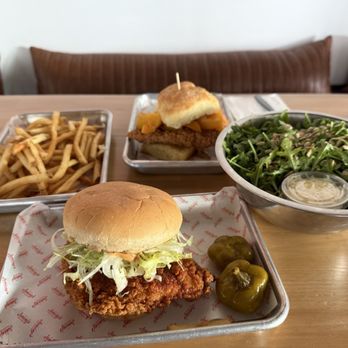 JONESY’S FRIED CHICKEN - Updated December 2025 - 199 Photos & 122 ...