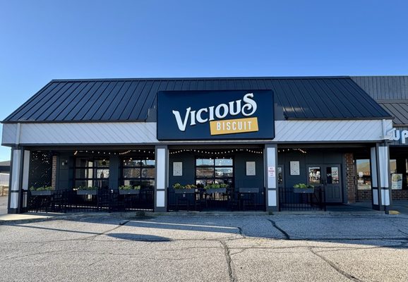 VICIOUS BISCUIT - Updated December 2025 - 189 Photos & 104 Reviews ...