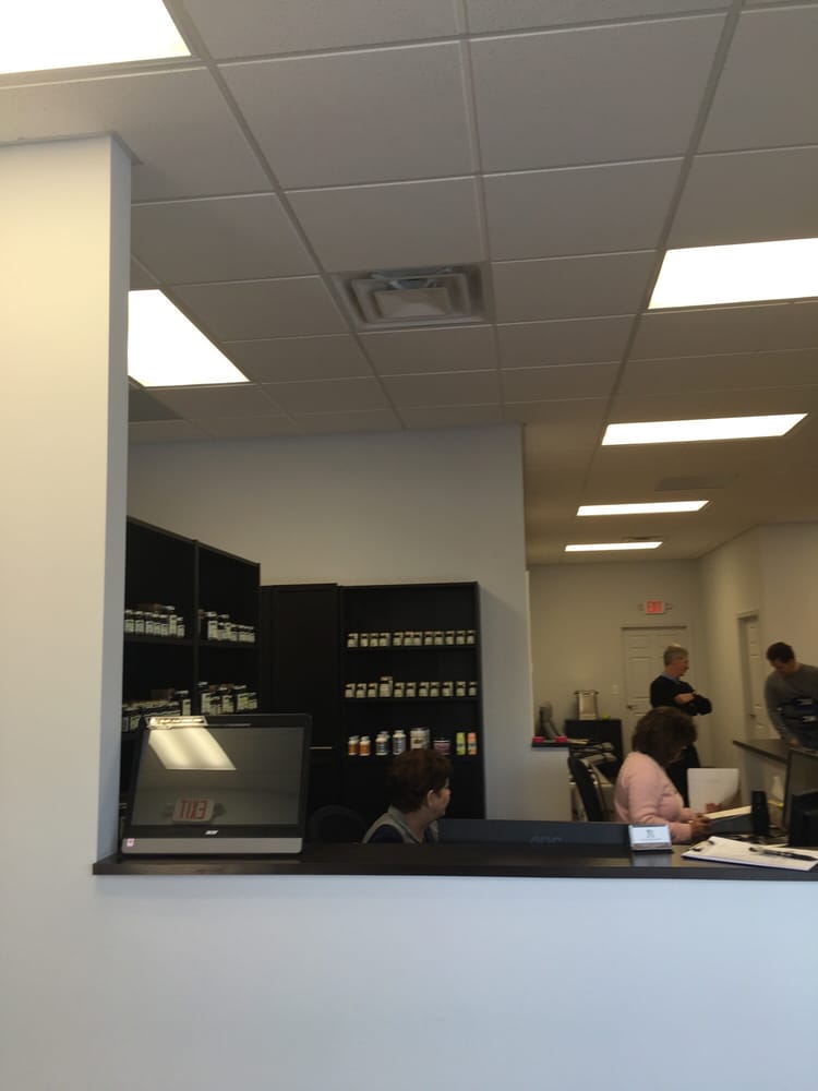 REID CHIROPRACTIC CLINIC - Updated July 2025 - 2157 Avon Industrial Dr ...