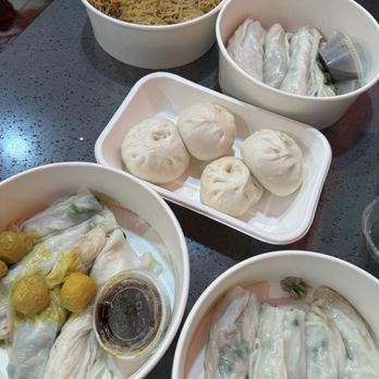 HOMETOWN RICE ROLL & DUMPLINGS - Updated July 2025 - 136 Photos & 15 ...