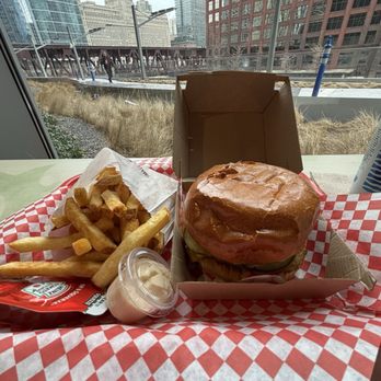 SMALL CHEVAL- RIVERSIDE - Updated June 2025 - 290 Photos & 275 Reviews ...