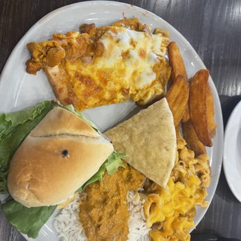 EMERALD TAVERN GAMES & CAFE - Updated May 2024 - 225 Photos & 226 ...