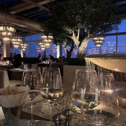 RH OCEAN GRILL - Updated May 2025 - 906 Photos & 223 Reviews - 1101 ...