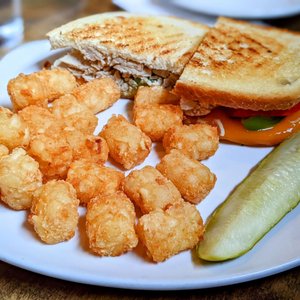 THE RANGE LINE INN - 28 Photos & 78 Reviews - 2635 W Mequon Rd, Mequon ...