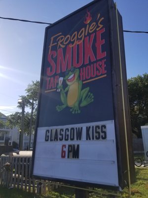 FROGGIES - Updated May 2024 - 163 Photos & 191 Reviews - 3656 Shore Dr ...