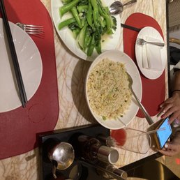 RED 8 - Updated October 2025 - 523 Photos & 176 Reviews - 1 Broadway ...