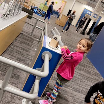 DISCOVERY LAB - Updated December 2025 - 83 Photos & 24 Reviews - 3123 ...