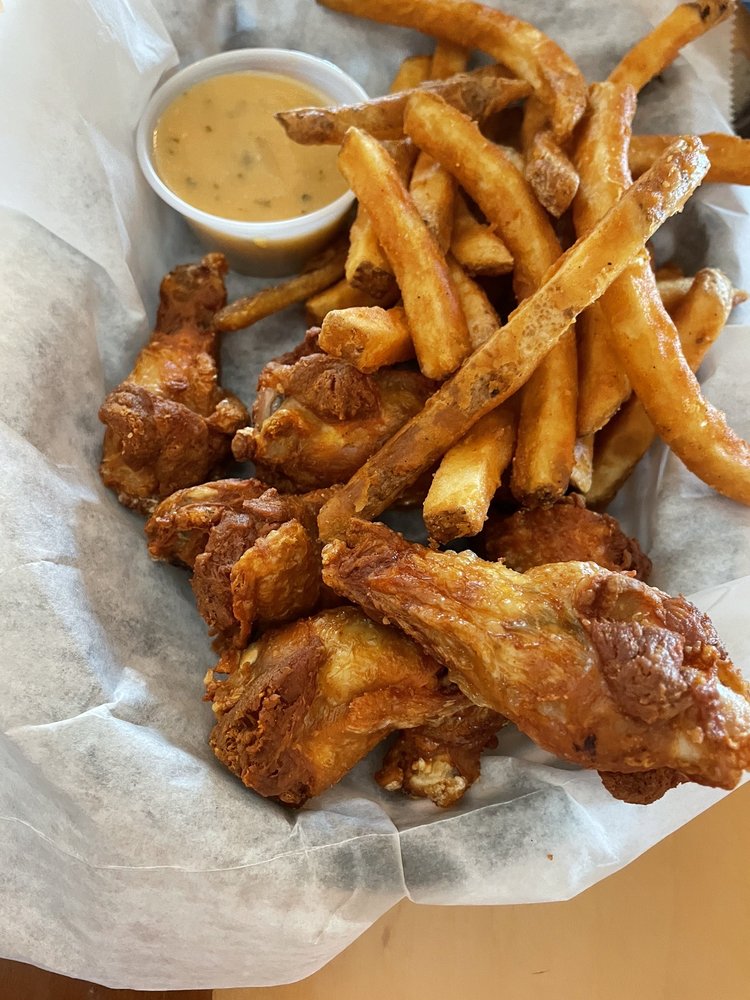 CONCH FLYER - Updated January 2026 - 52 Photos & 41 Reviews - 3493 S ...