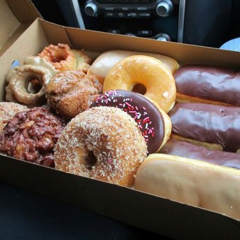 GROSS DONUTS - Updated August 2024 - 43 Photos & 46 Reviews - 1603 E ...