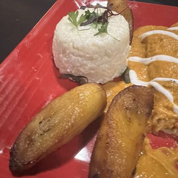 SAZON - Updated February 2025 - 189 Photos & 290 Reviews - 9447 Park ...