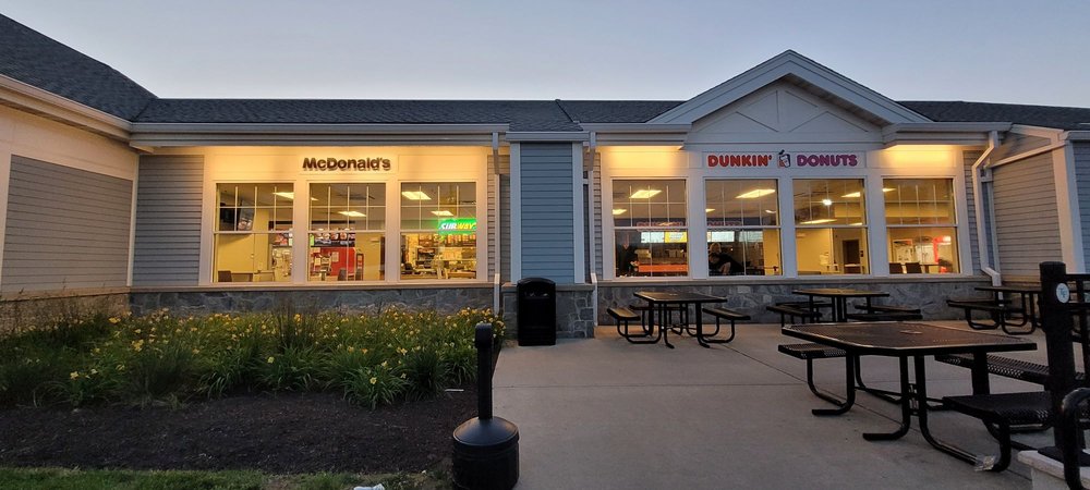 CT SERVICE PLAZAS MADISON - Updated June 2025 - 54 Photos & 17 Reviews ...