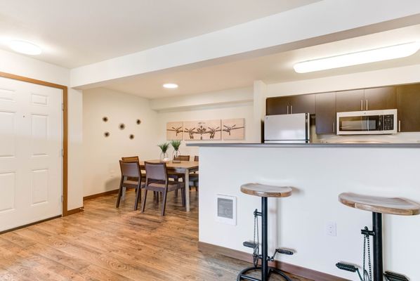 THE DISTRICT APARTMENTS - Updated July 2025 - 40 Photos & 23 Reviews ...