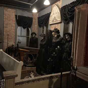 SPOOKED IN SEATTLE GHOST TOURS - Updated October 2025 - 199 Photos ...