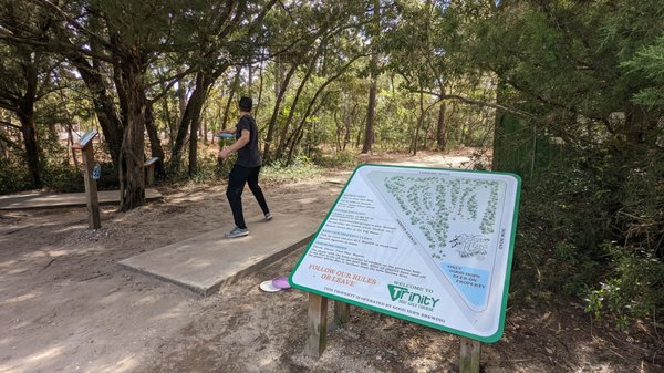 TRINITY DISC GOLF COURSE - Updated August 2025 - 811 Harper Ave ...