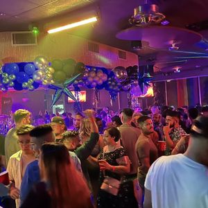 ESCAPADE 2001 - Updated October 2025 - 35 Photos & 29 Reviews - 11903 ...