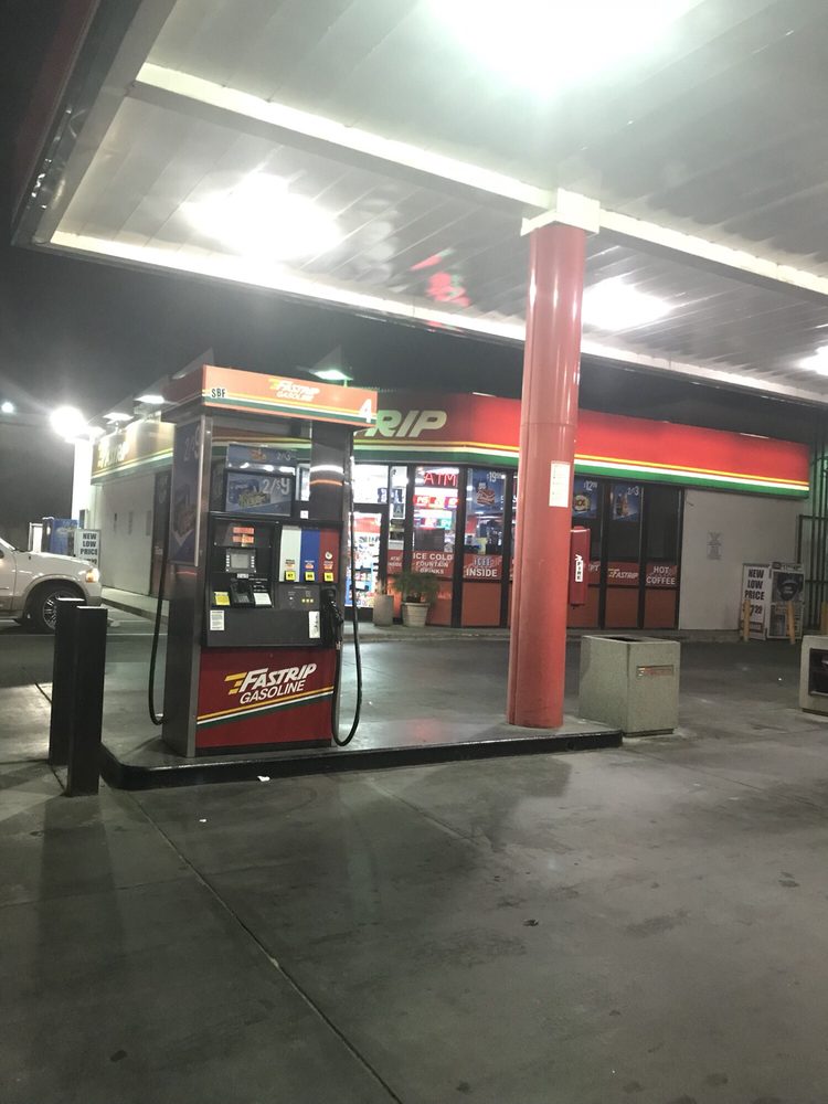 FASTRIP FOOD STORE - Updated October 2025 - 1123 Cecil Ave, Delano ...