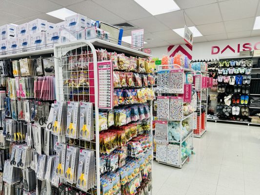 DAISO - Updated September 2025 - 1210 Photos & 174 Reviews - 1024 ...