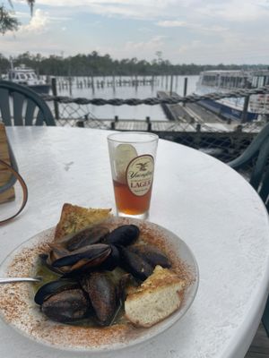 CAPTAIN BOB BECK’S MARINA CAFE - Updated July 2024 - 158 Photos & 223 ...