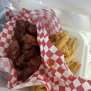 FROSTBITE ICE CREAM & MORE - Updated October 2025 - 124 Photos & 95 ...