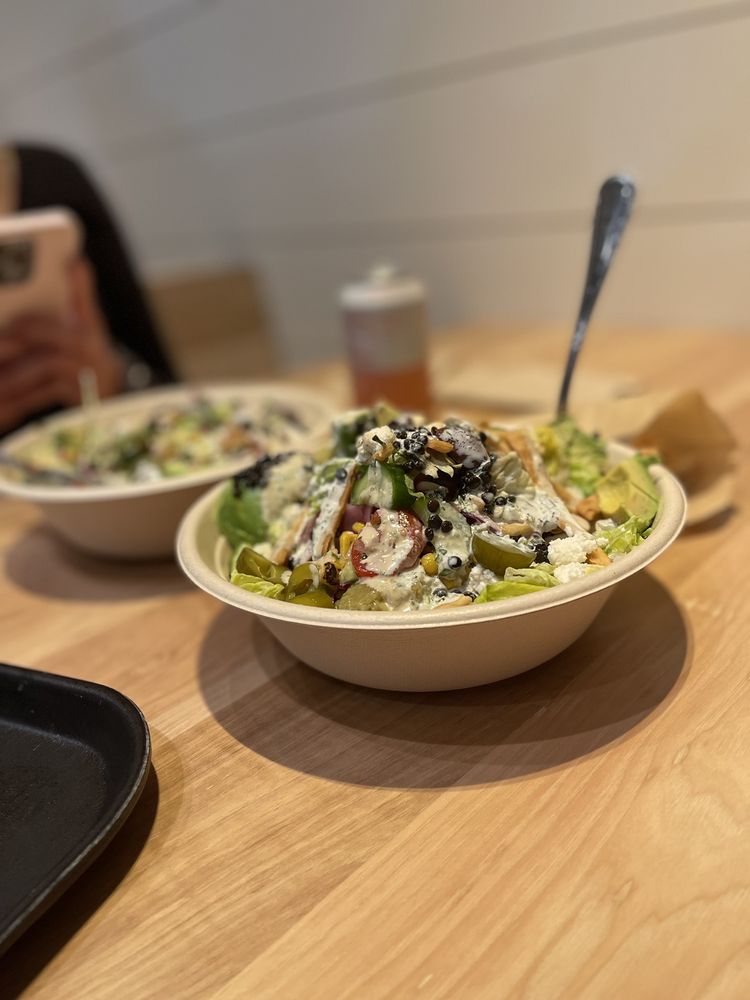 CAVA - Updated February 2025 - 101 Photos & 143 Reviews - 250 W 20th ...