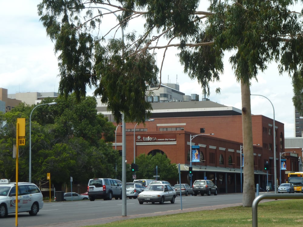 TAFE SA ADELAIDE CAMPUS LIBRARY - Updated August 2024 - 120 Currie St ...