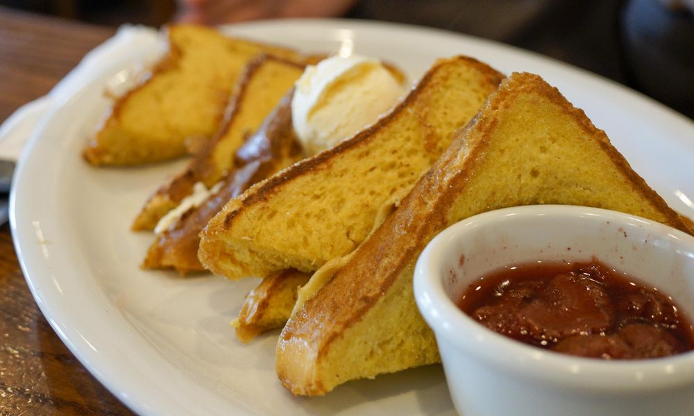 STACKS - Updated August 2024 - 575 Photos & 860 Reviews - 600 Santa ...