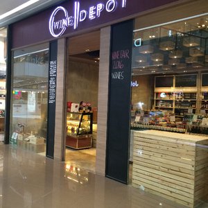 RALPH’S WINE AND SPIRITS - 910 A Arnaiz Ave, San Lorenzo Vill, Makati ...