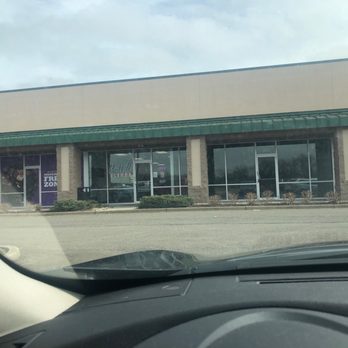 BULLITT BLENDS - Updated February 2026 - 104 Photos & 16 Reviews - 544 Conestoga Pkwy ...