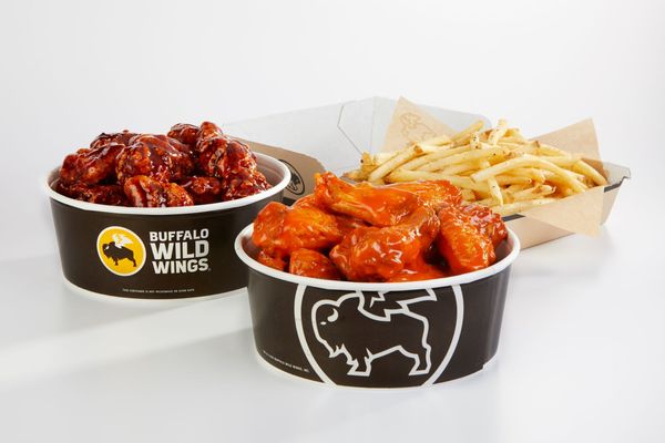 BUFFALO WILD WINGS ‘GO’ - Updated December 2025 - 34 Photos & 42 ...