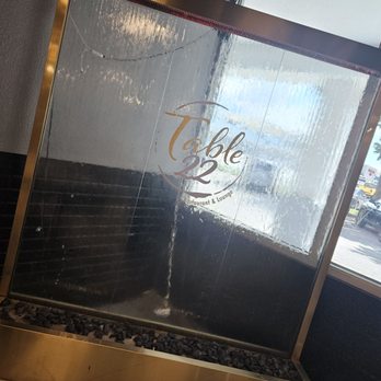 TABLE 22 - Updated July 2024 - 132 Photos & 70 Reviews - 4924 E Busch Blvd, Tampa, Florida ...