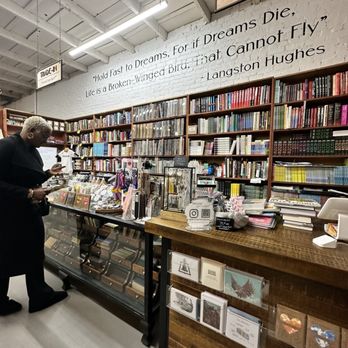 DOWNTOWNE BOOKSTORE - Updated July 2025 - 117 Photos & 118 Reviews ...