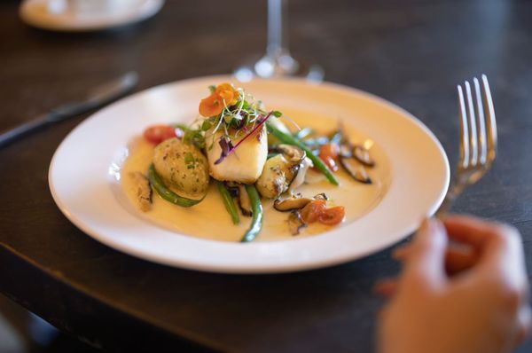 ROUND HILL COUNTRY CLUB - Updated July 2025 - 51 Photos & 64 Reviews ...