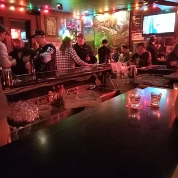 STREAMLINE TAVERN - Updated December 2024 - 70 Photos & 109 Reviews ...