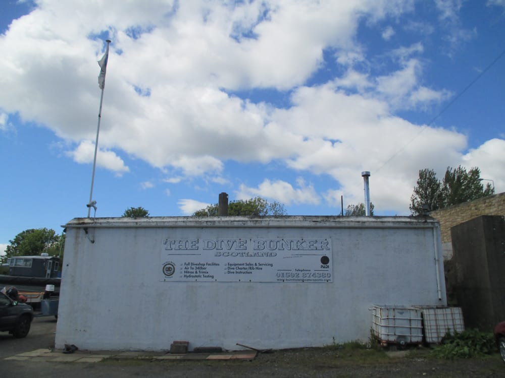 THE DIVE BUNKER - Updated July 2024 - Lammerlaws Road, Burntisland ...