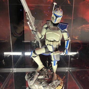 THE FANS STRIKES BACK - STAR WARS - Updated January 2026 - 95 Photos ...