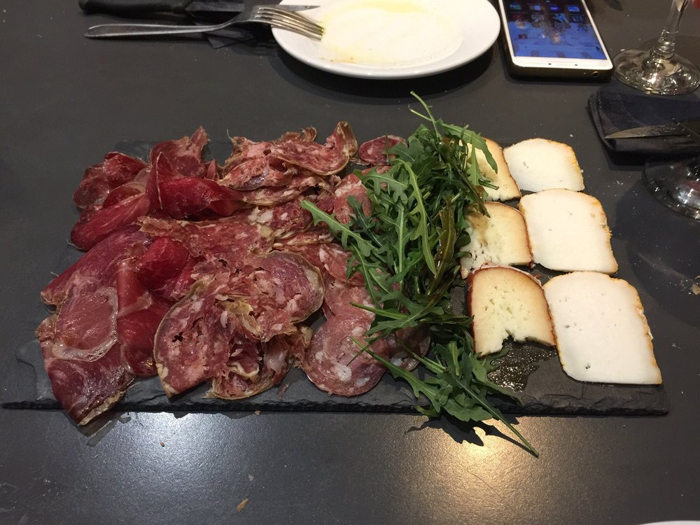 RUMEURS - Updated February 2025 - 21 Photos - 34 rue des Ecoles, Paris ...