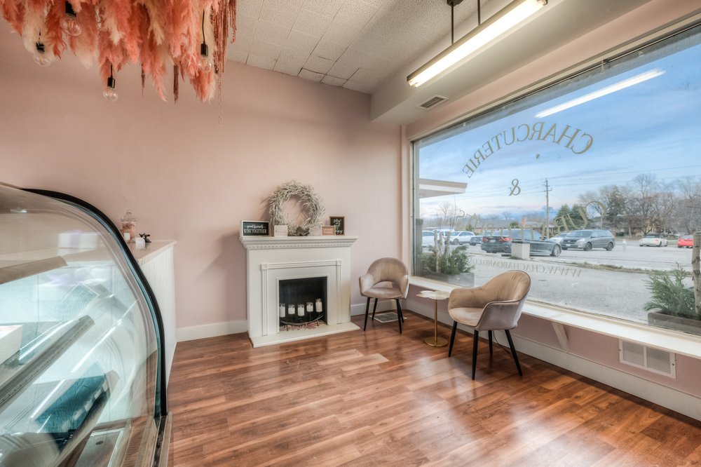 CHA CHA BOARD - Updated December 2025 - 505 Pinegrove Road, Oakville ...