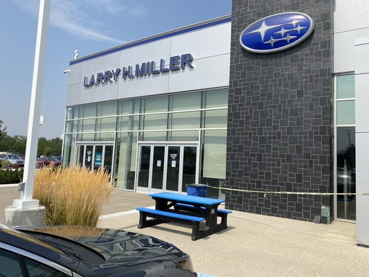 LARRY H. MILLER SUBARU BOISE - Updated December 2025 - 48 Photos & 143 ...