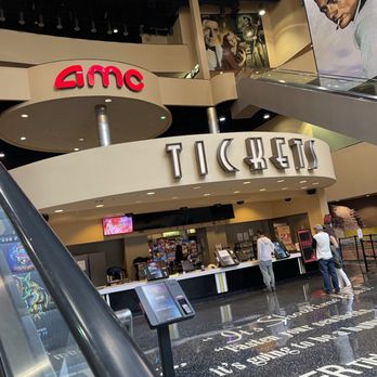 AMC HOFFMAN CENTER 22 - Updated February 2025 - 589 Photos & 568 ...