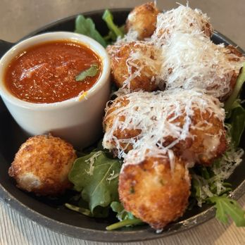 GROTTO DOWNTOWN - Updated March 2025 - 931 Photos & 610 Reviews - 1001 ...